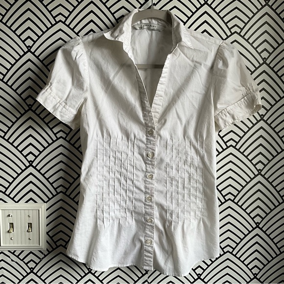 Zara | Tops | Zara Basic Blouse Runched Short Sleeve Button Down Blouse ...